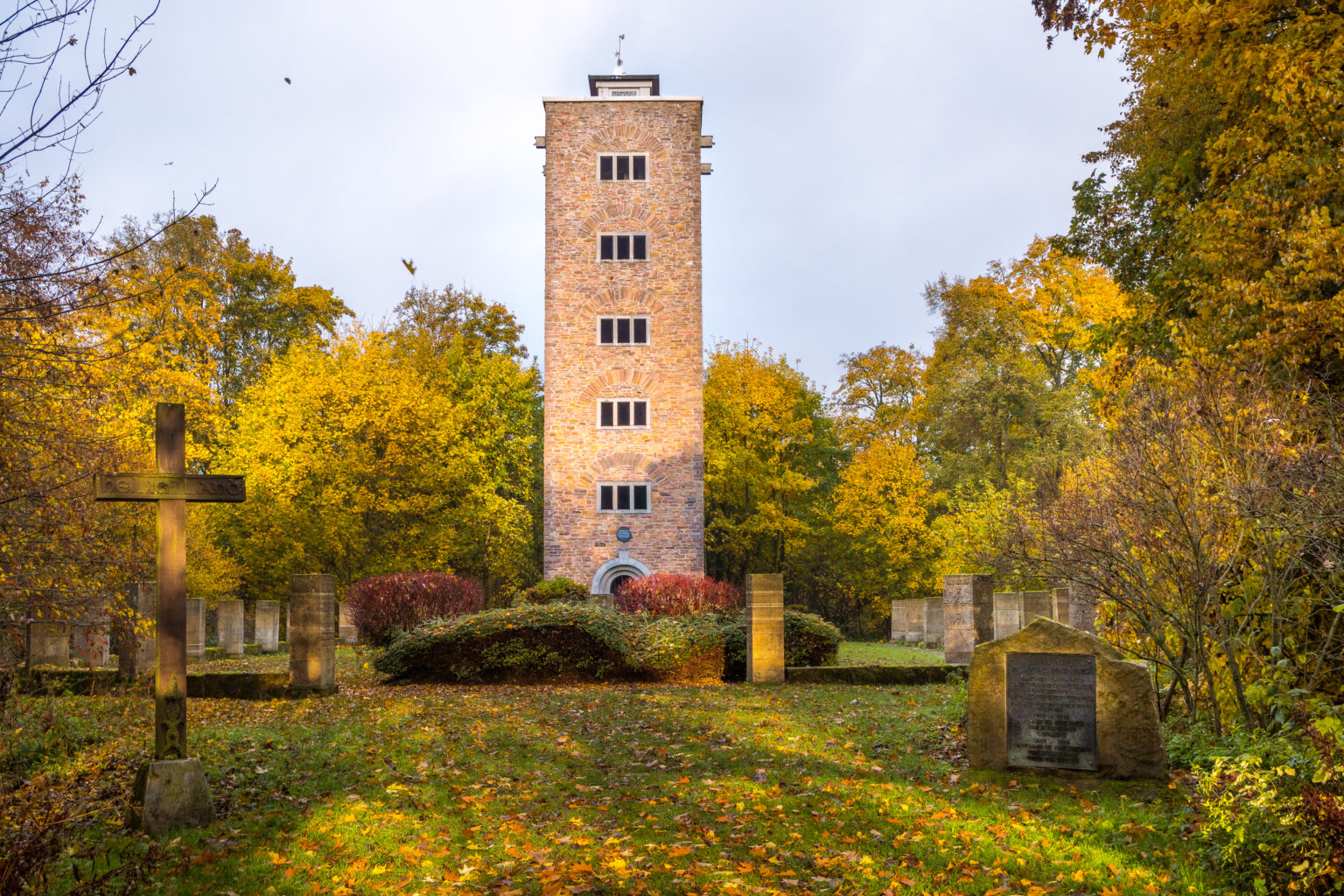 Alheimer Turm und Gedenkstätte | #schoeneshessen